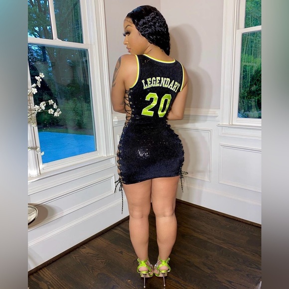 Shane Justin | Dresses | Shane Justin Legendary Jersey | Poshmark